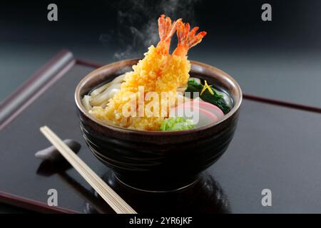 Ebi tempura udon Stock Photo - Alamy