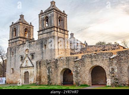 Old traditional architecture of the Mission Concepción church building ...