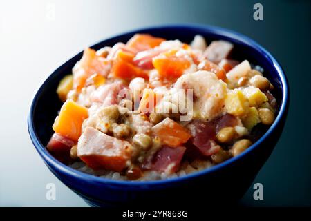 Kaisen nagaimo and natto rice bowl Stock Photo - Alamy
