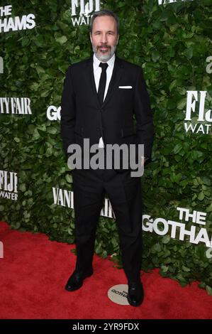 NEW YORK, NY - DECEMBER 2: Denis Leary at the World Premiere of Amazon ...