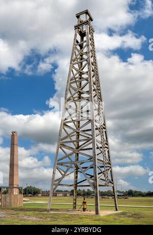 The Lucas gusher at Spindletop, January 10, 1901. This was the first ...