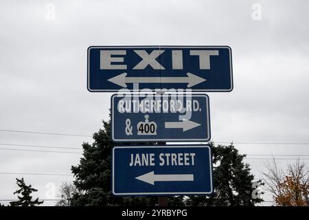 Directional signs at Canada's Wonderland on Jane Street in Vaughan ...