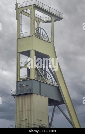 Coal mine winding tower, details Stock Photo - Alamy