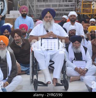 AMRITSAR, INDIA - DECEMBER 3: As per tankhah (religious punishment ...