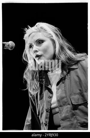 DEBBIE HARRY, BLONDIE, MARIA TOUR, 1999: Debbie Harry of Blondie ...