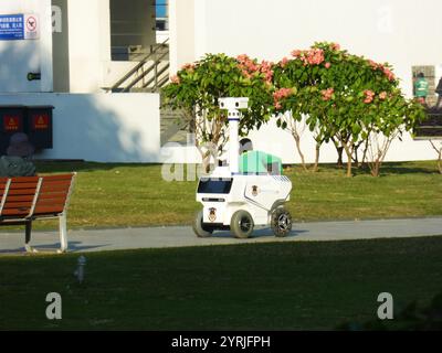 Shenzhen, China: Security Robot Patrol Stock Photo - Alamy