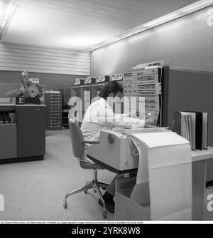 1960s CONTROL PANEL OF IBM 360 DATA SYSTEM COMPUTERS Stock Photo - Alamy