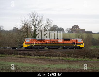 Freightliner class 70 diesel locomotive No. 70011 pulling a ...