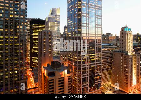 The Loop, buildings along West Wacker Drive. Chicago. Illinois, USA ...