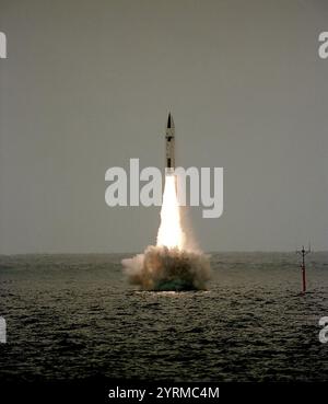 The Polaris SLBM missile. A submarine-launched ballistic missile (SLBM ...