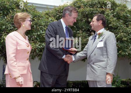 Charles Kelman receiving the National Technology Medal from President ...