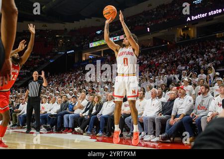 Maryland guard Ja'Kobi Gillespie (0) takes a shot during the second ...