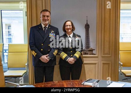 CNO visits France for Paris Naval Conference (8208843 Stock Photo - Alamy