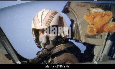 HOT SHOTS ! 199120th Century Fox film with Charlie Sheen as Lt Sean ...