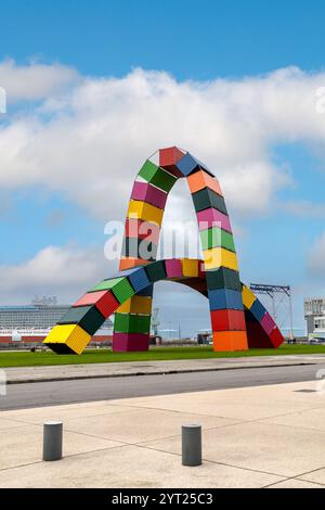 Catene de Container sculpture of Le Havre Stock Photo - Alamy