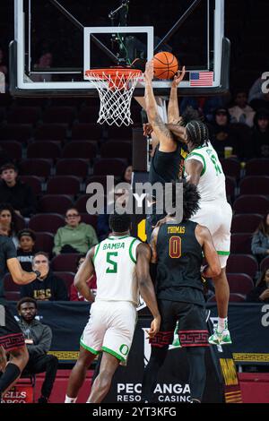 Southern California forward Terrance Williams II warms up before an ...