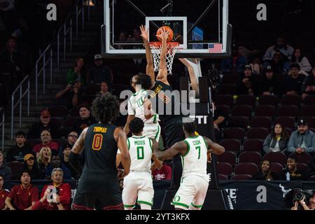 Southern California forward Terrance Williams II warms up before an ...