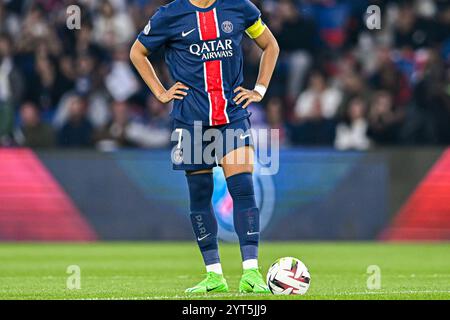 Illustration with the jersey with Qatar Airways and Nike logo during ...