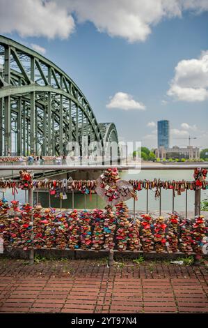 The Hohenzollern Love Lock Bridge in Cologne, Germany Stock Photo - Alamy