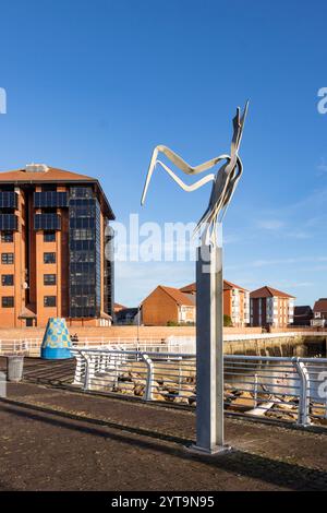 Sculpture by Craig Knowles of sea bird taking flight modern artistic ...
