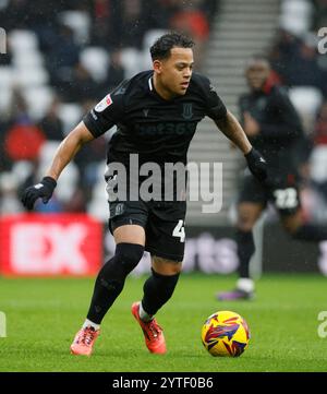 Stoke City's Million Manhoef during the Sky Bet Championship match at ...