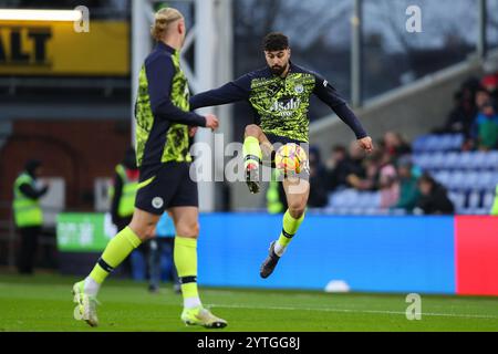 Josko Gvardiol of Manchester City warms up before the Nottingham Forest ...
