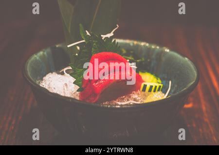 Hon Maguro Akami lean tuna sashimi served on a bed of ice Stock Photo ...