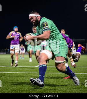 Paul Boyle of Connacht scores a try during the United Rugby ...