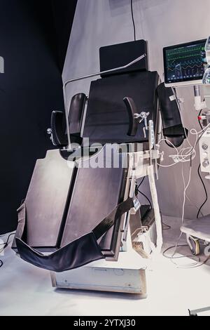 Multifunctional medical examination chair with patient status monitor ...
