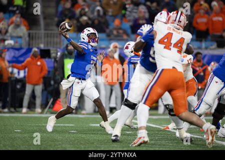 SMU quarterback Kevin Jennings throws a pass during an NCAA college ...