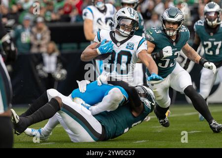Philadelphia Eagles linebacker Jalyx Hunt (58) in action during the ...