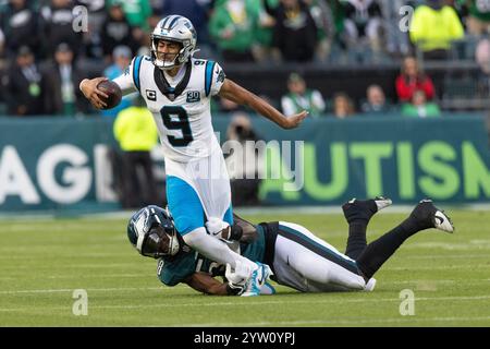 Philadelphia Eagles linebacker Jalyx Hunt (58) in action during the ...