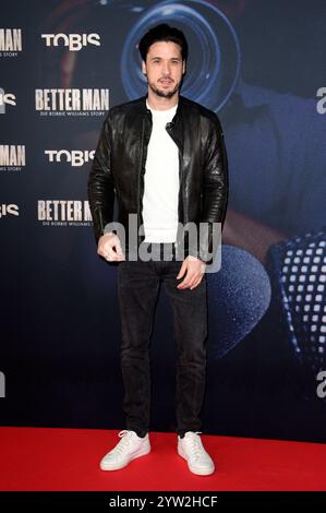 Alexander MILO, Schauspieler, Roter Teppich, Red Carpet Show, Ankunft ...