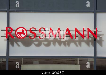 Logo, Rossmann, drugstore, Germany, Europe Stock Photo - Alamy