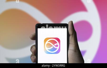 Apple siri logo is displayed on smartphone Stock Photo - Alamy