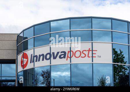 Innovapost headquarters in Kanata, Ottawa Stock Photo - Alamy