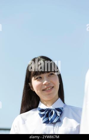 High school girls in conversation Stock Photo - Alamy