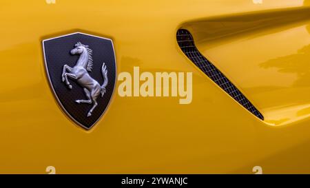 Ferrari 599 GTO Prancing Horse Badge Stock Photo - Alamy