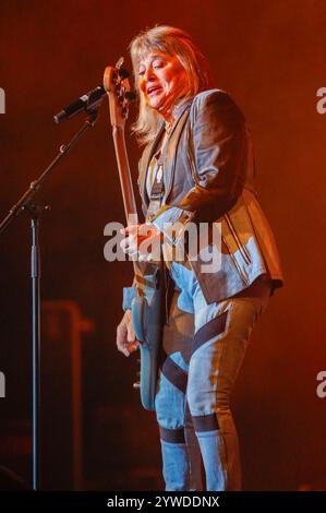 Suzi Quatro live bei einem Konzert ihrer Wold Tour 2024 im Tanzbrunnen ...