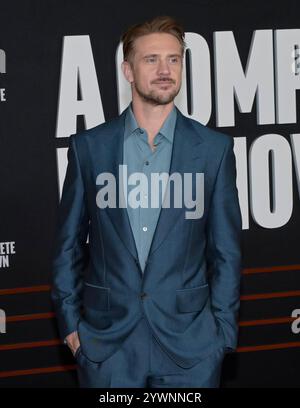 HOLLYWOOD, CALIFORNIA - DECEMBER 10: (L-R) Boyd Holbrook, Edward Norton ...