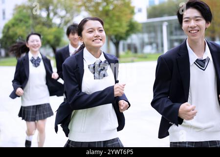 High school students running Stock Photo - Alamy