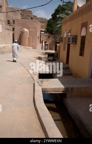 Traditional Bait al Safah old house and living museum amongst the ruins ...