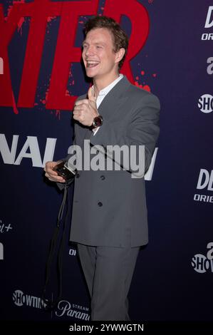 PATRICK GIBSON in DEXTER: ORIGINAL SIN (2024), directed by MICHAEL ...