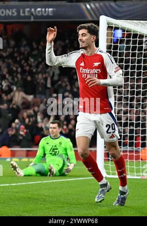 Kai Havertz Of Arsenal Celebrates after Karl Darlow Of Leeds United’s ...