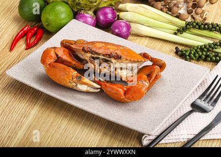 Delicous luxury steamed red crab in the plate Stock Photo - Alamy