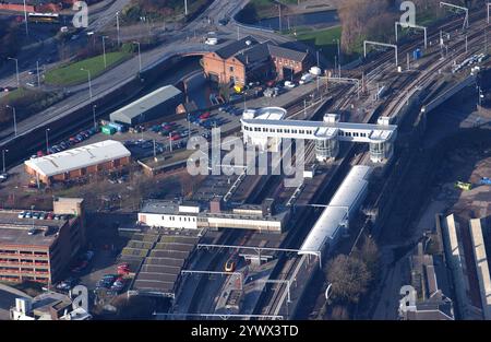 Wolverhampton High Level railway station pictured in 1910 Stock Photo ...