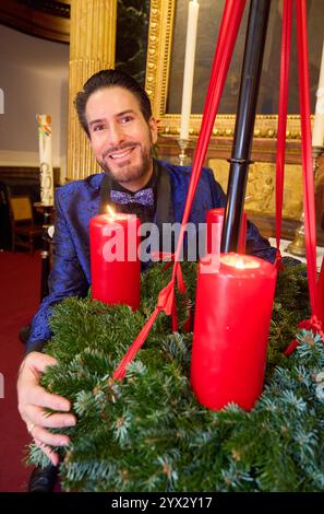 Vienna, Austria. 10th Dec, 2024. Hilfstöne charity Christmas Concert ...