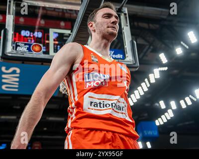 Philipp Herkenhoff (ratiopharm Ulm, #14) auf der Bank. GER, FC Bayern ...