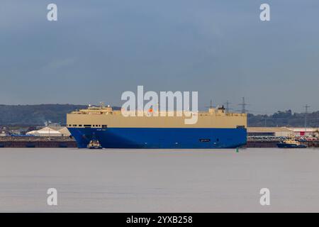 Vehicle carrier Grand Pavo leaving Royal Portbury docks and heading out ...