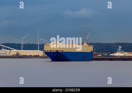 Vehicle carrier Grand Pavo leaving Royal Portbury docks and heading out ...